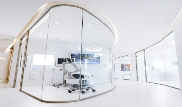 contacts-3.webp – LMA Clinic